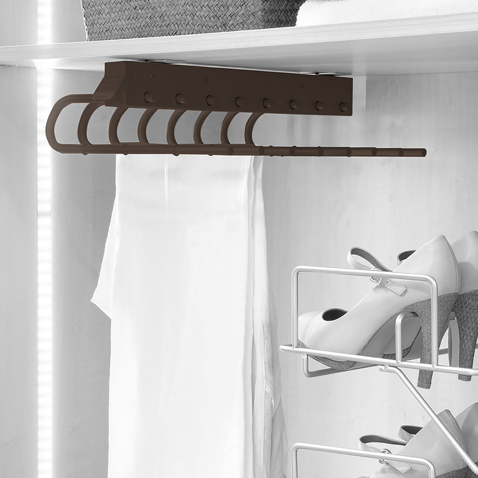 Pull-out trouser rack - HR Plus